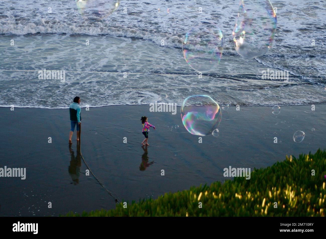 Many giant bubbles hi-res stock photography and images - Alamy