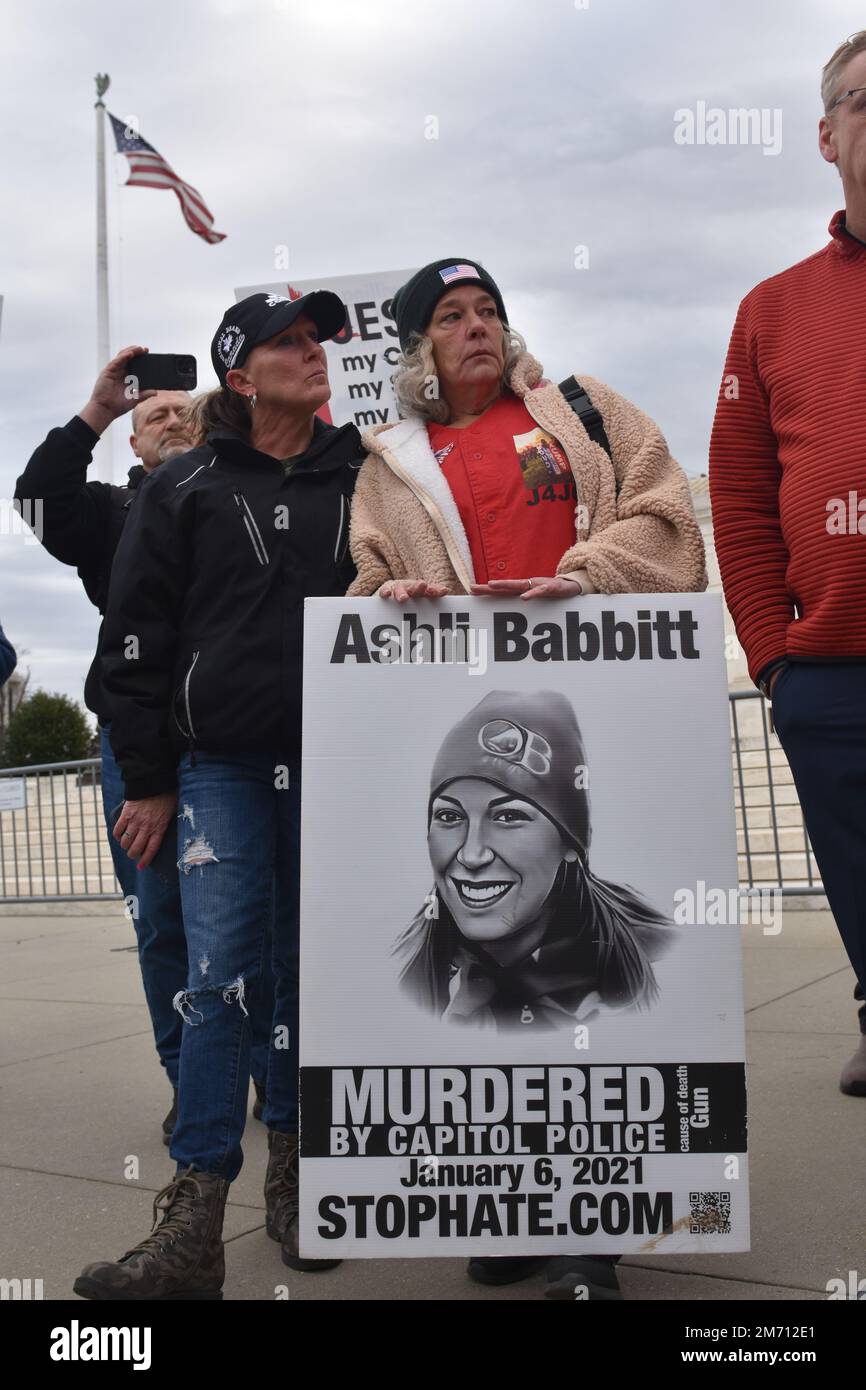 Ashli babbitt hi-res stock photography and images - Alamy