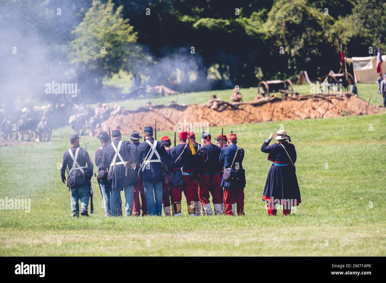 Military reenactment group hi-res stock photography and images - Alamy