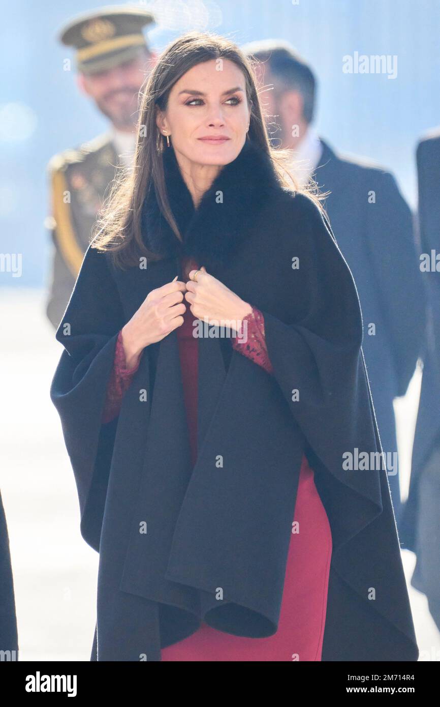 06-01-2023 Pascua Queen Letizia and King Felipe during the new year's ...