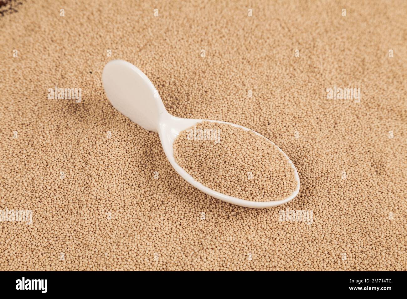 Raw dried organic amaranth hi-res stock photography and images - Alamy