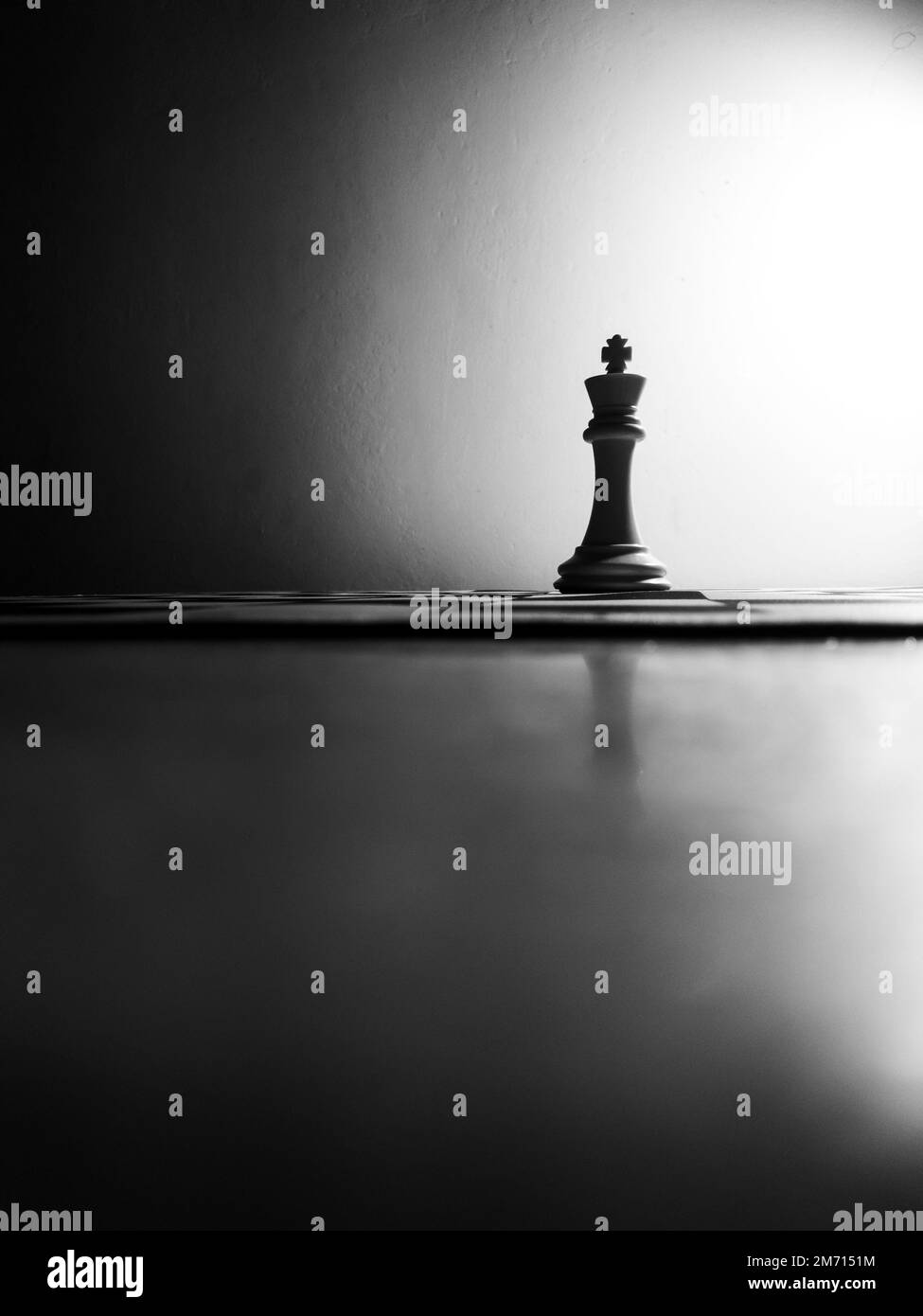 Cross chess hi-res stock photography and images - Alamy