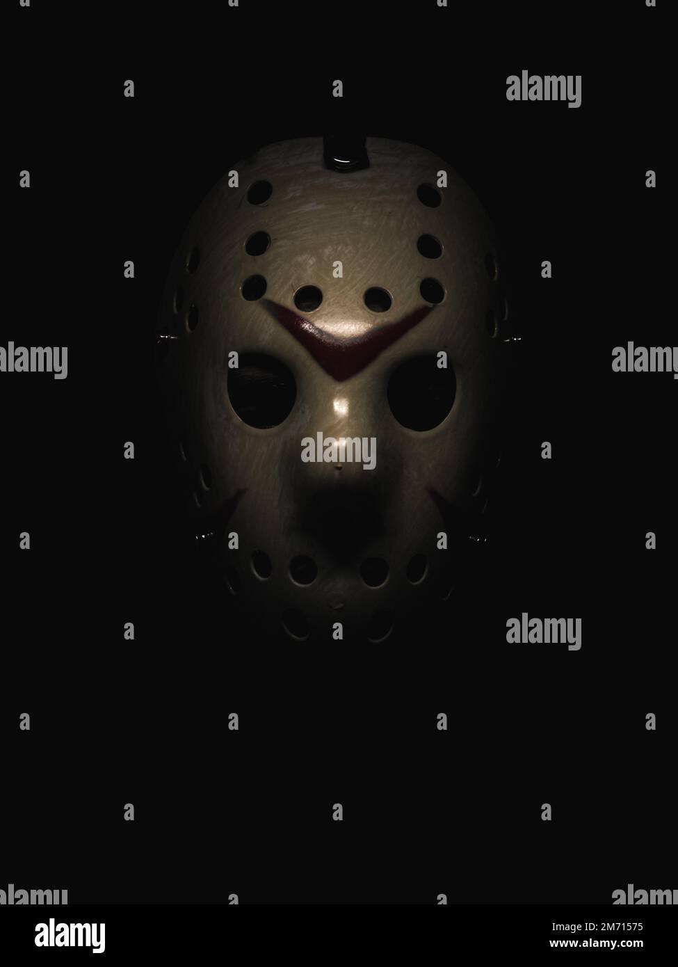 Vertical shot creepy mask hi-res stock photography and images - Alamy