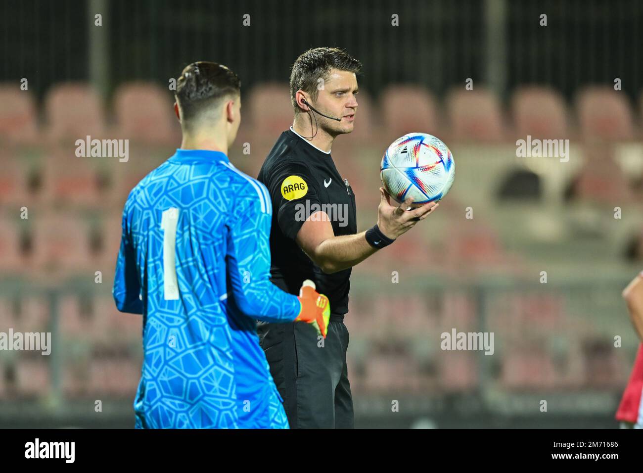AMSTERDAM, NETHERLANDS - JANUARY 6: goalkeeper Charlie Setford of Ajax ...