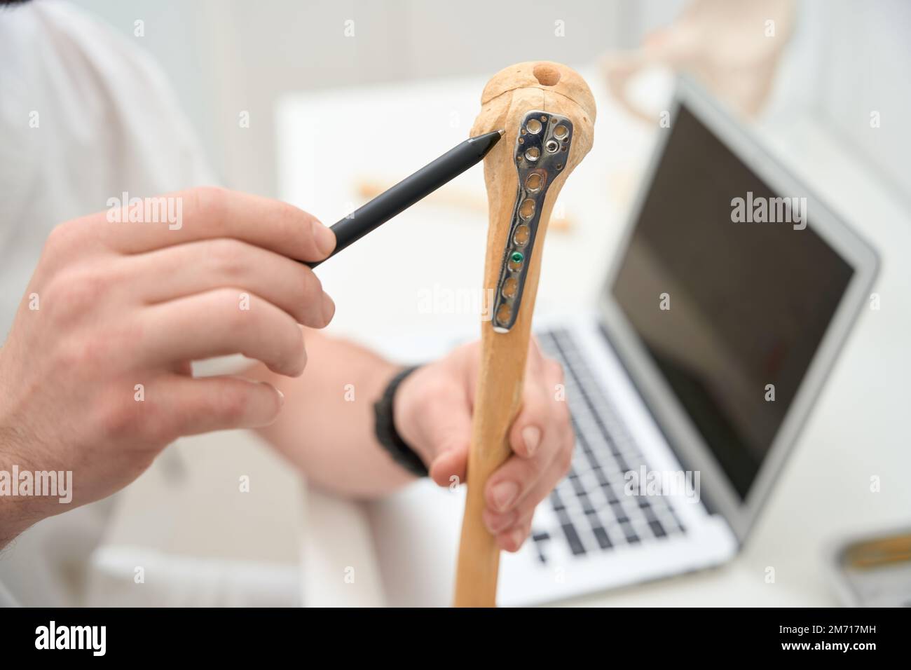Visual explanation hi-res stock photography and images - Alamy
