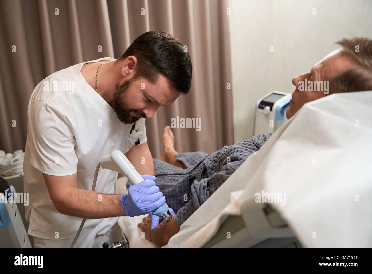 Shockwave equipment hi-res stock photography and images - Alamy