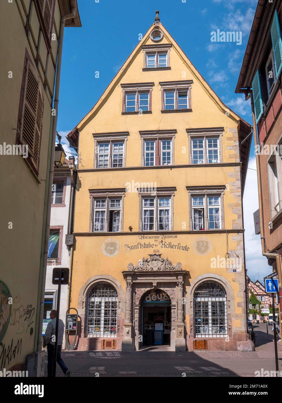 Ochre-coloured buildings in the centre of the old town, Colmar, Grand ...
