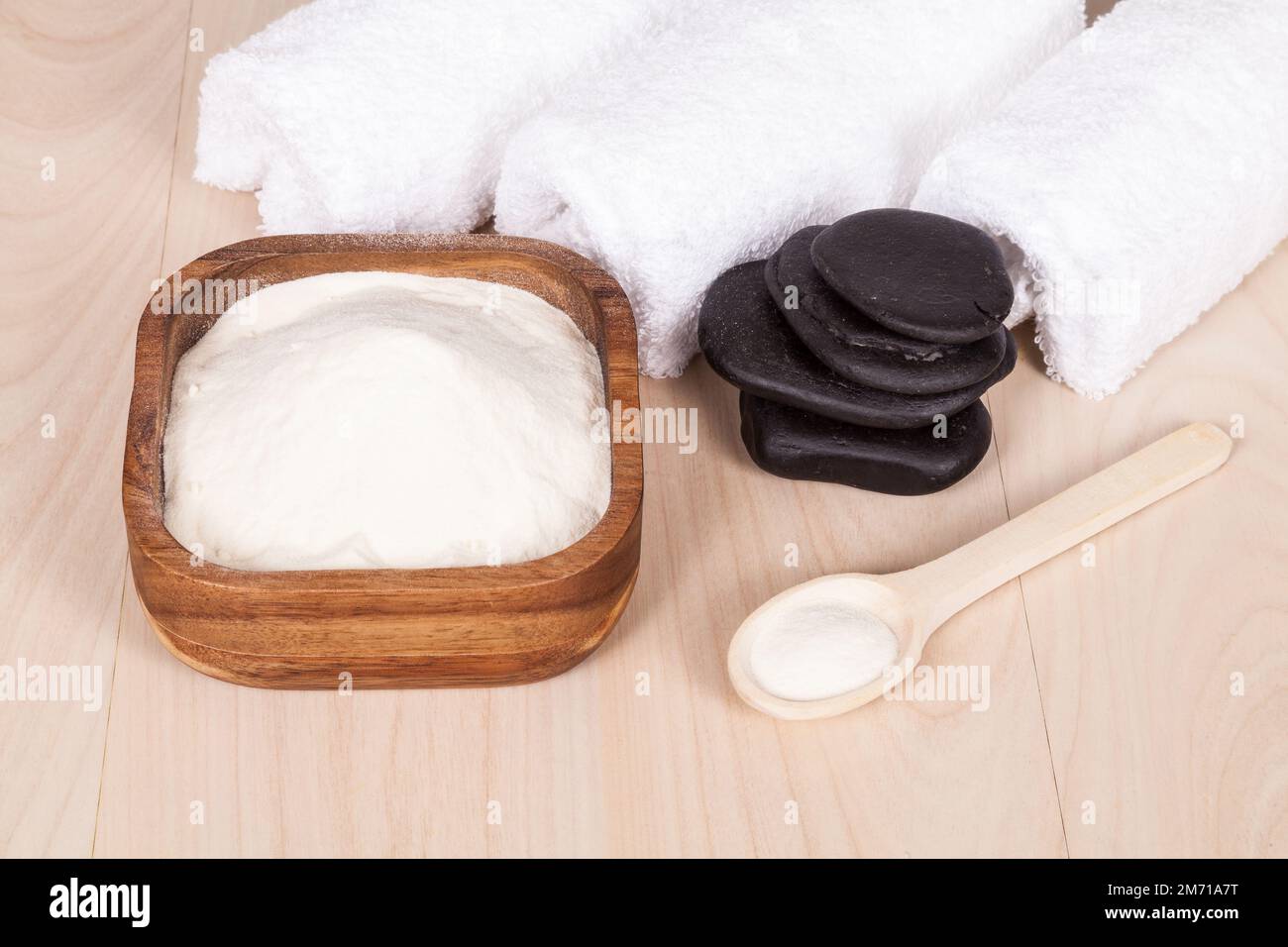 Collagen Hydrolyzed protein molecule - collagen powder Stock Photo - Alamy