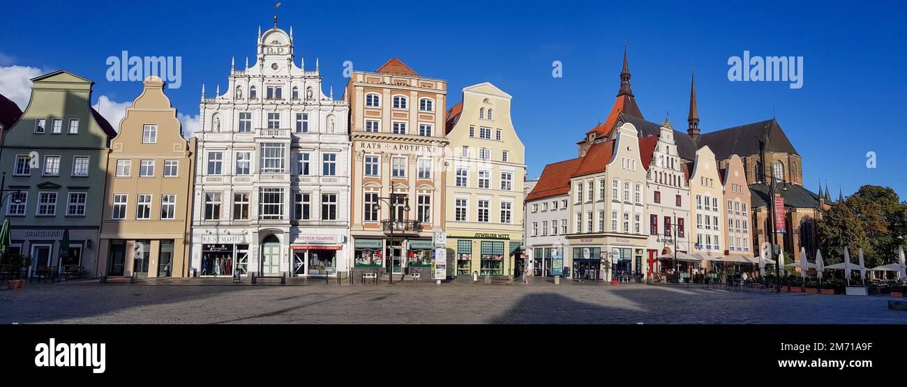 Panoramic photo of colourful and old buildings at the Neuer Markt in ...