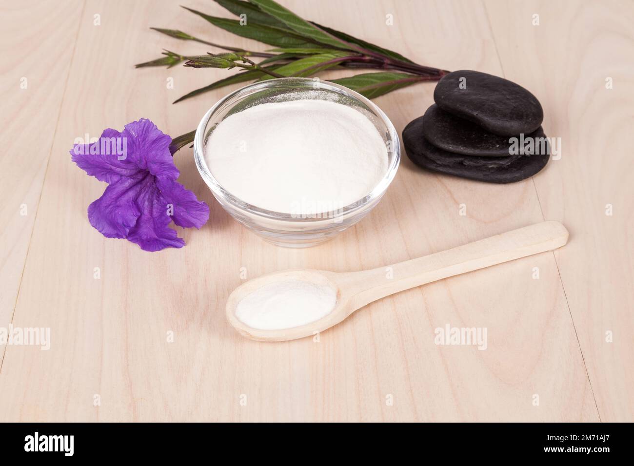 Collagen Hydrolyzed protein molecule - collagen powder Stock Photo - Alamy