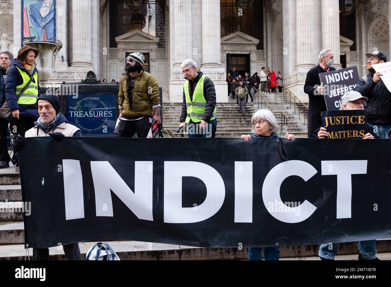 New York, NY, USA. 6th Jan, 2023. Protestors backed by Free Speech for ...