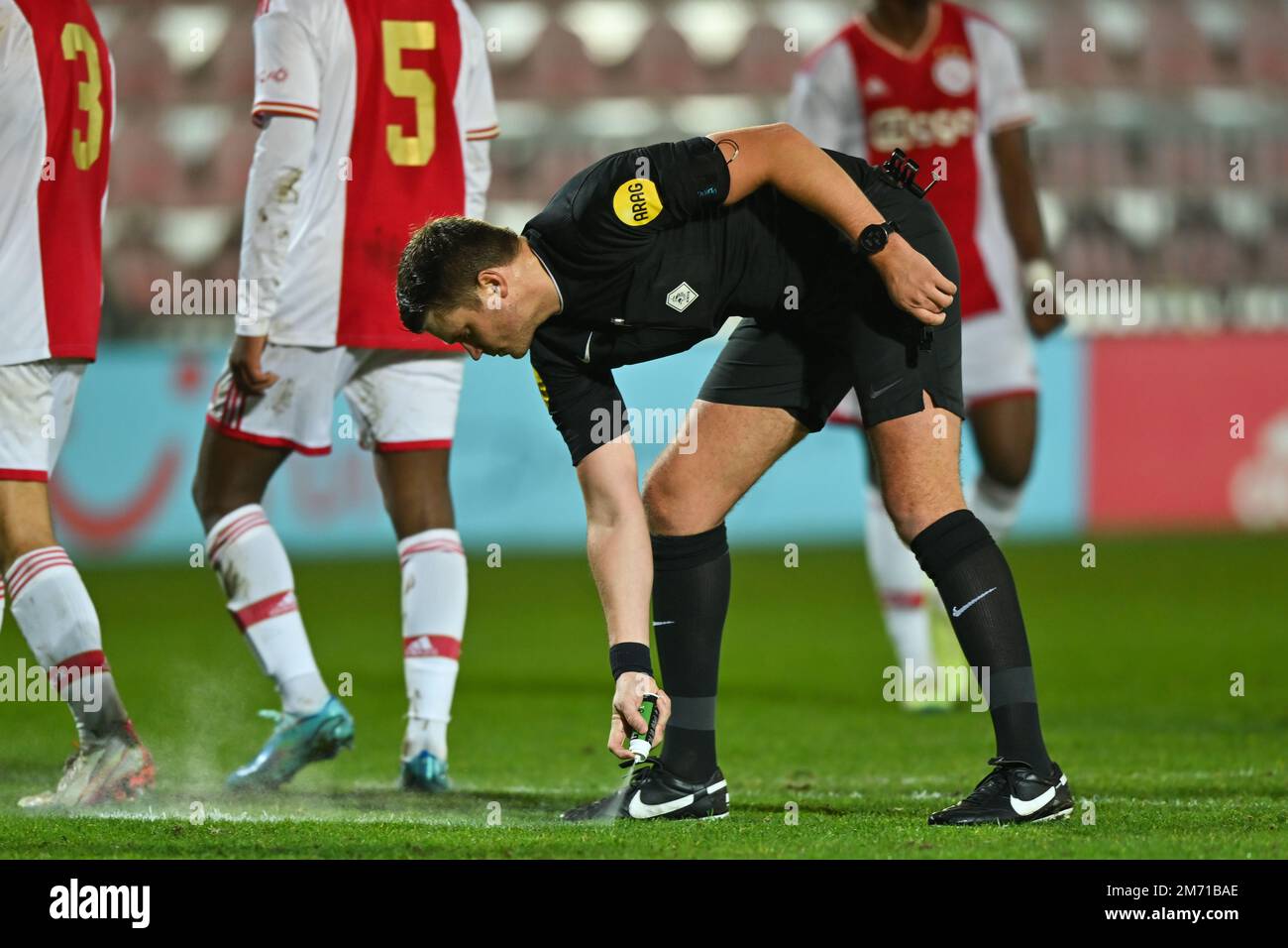 AMSTERDAM, NETHERLANDS - JANUARY 6: Referee Jesse Rozendal during the ...
