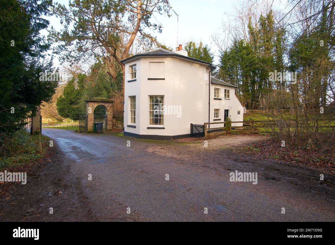 Old country estate gate house example Stock Photo - Alamy