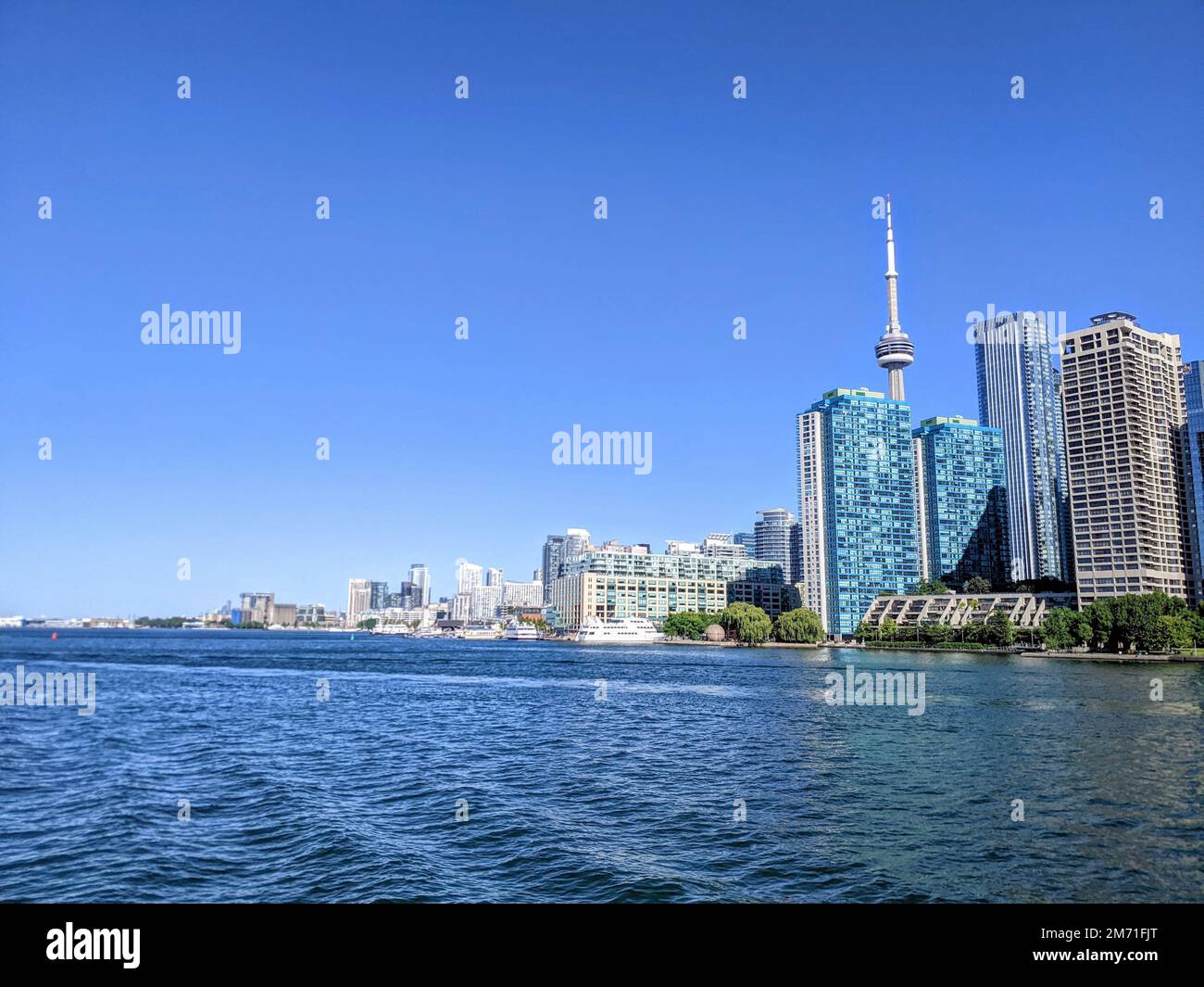 The Toronto Waterfront featuring the CN Tower Stock Photo - Alamy