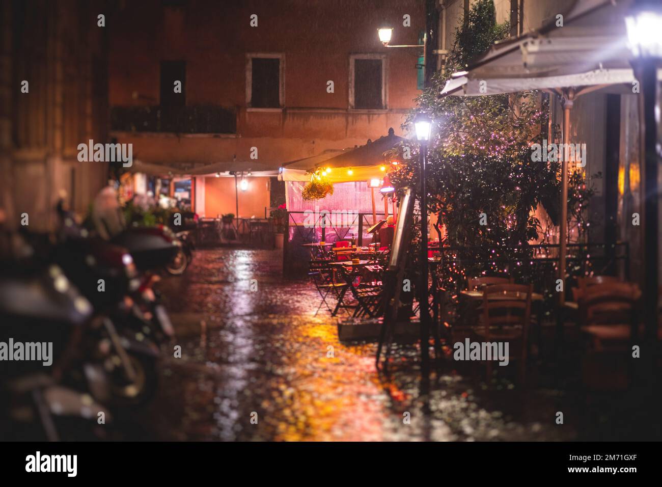 Trastevere district, Rome, Italy, view of rione Trastevere, Roma, with ...