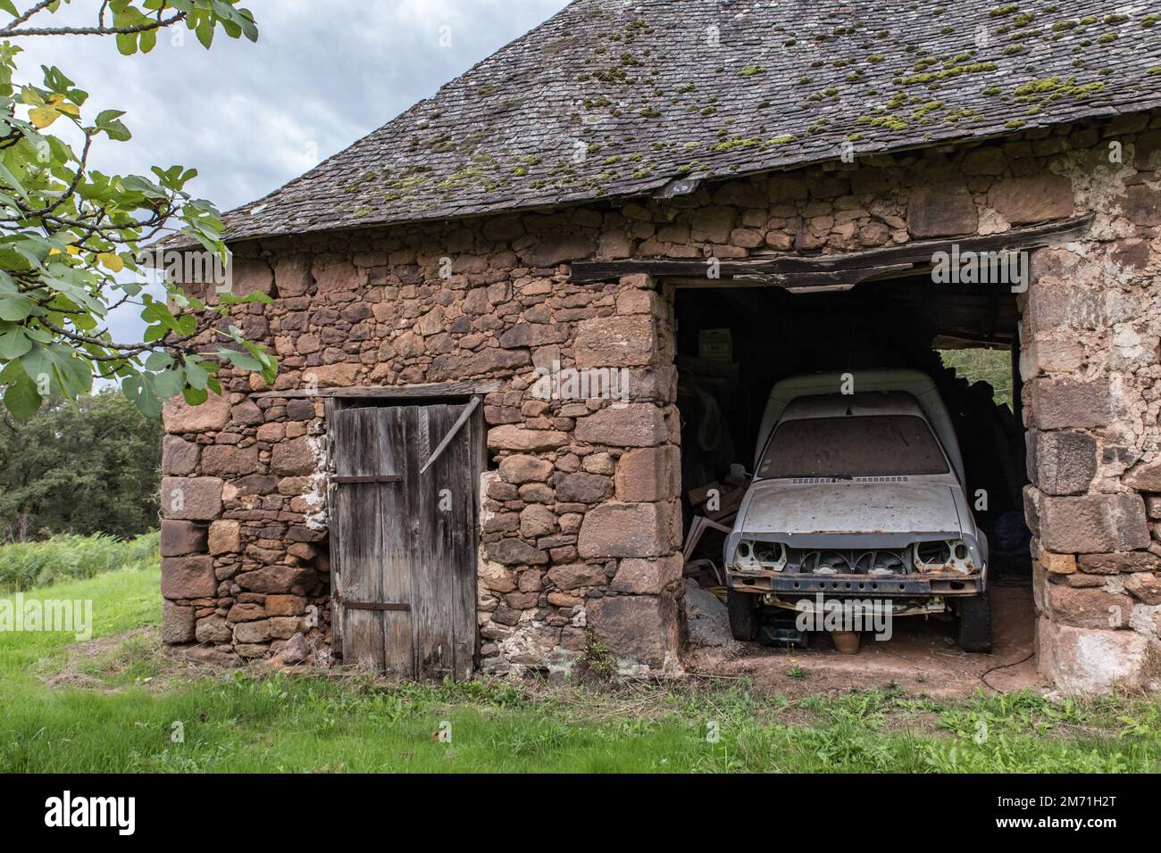 Batiment en ruine hi-res stock photography and images - Alamy