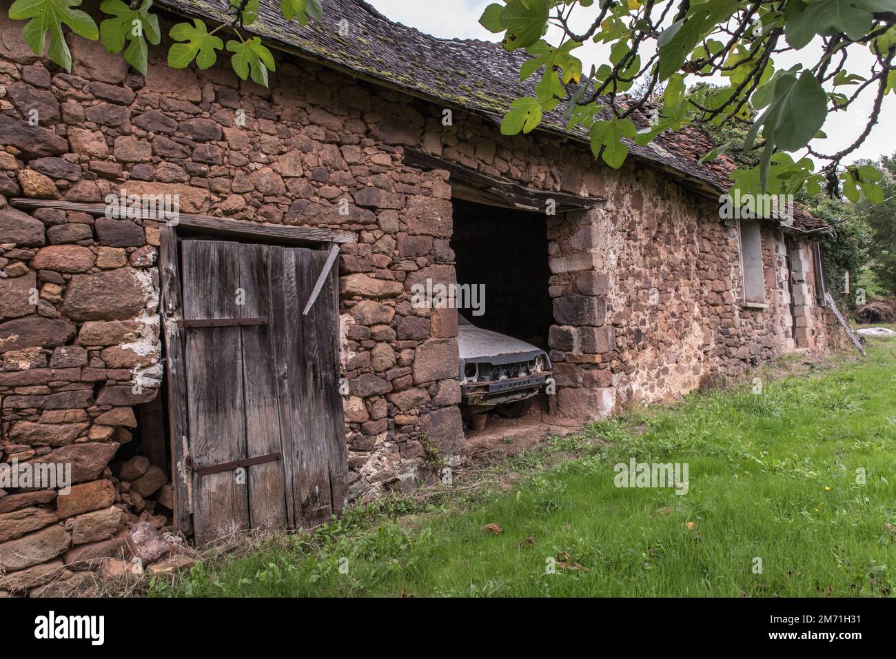 Batiment en ruine hi-res stock photography and images - Alamy