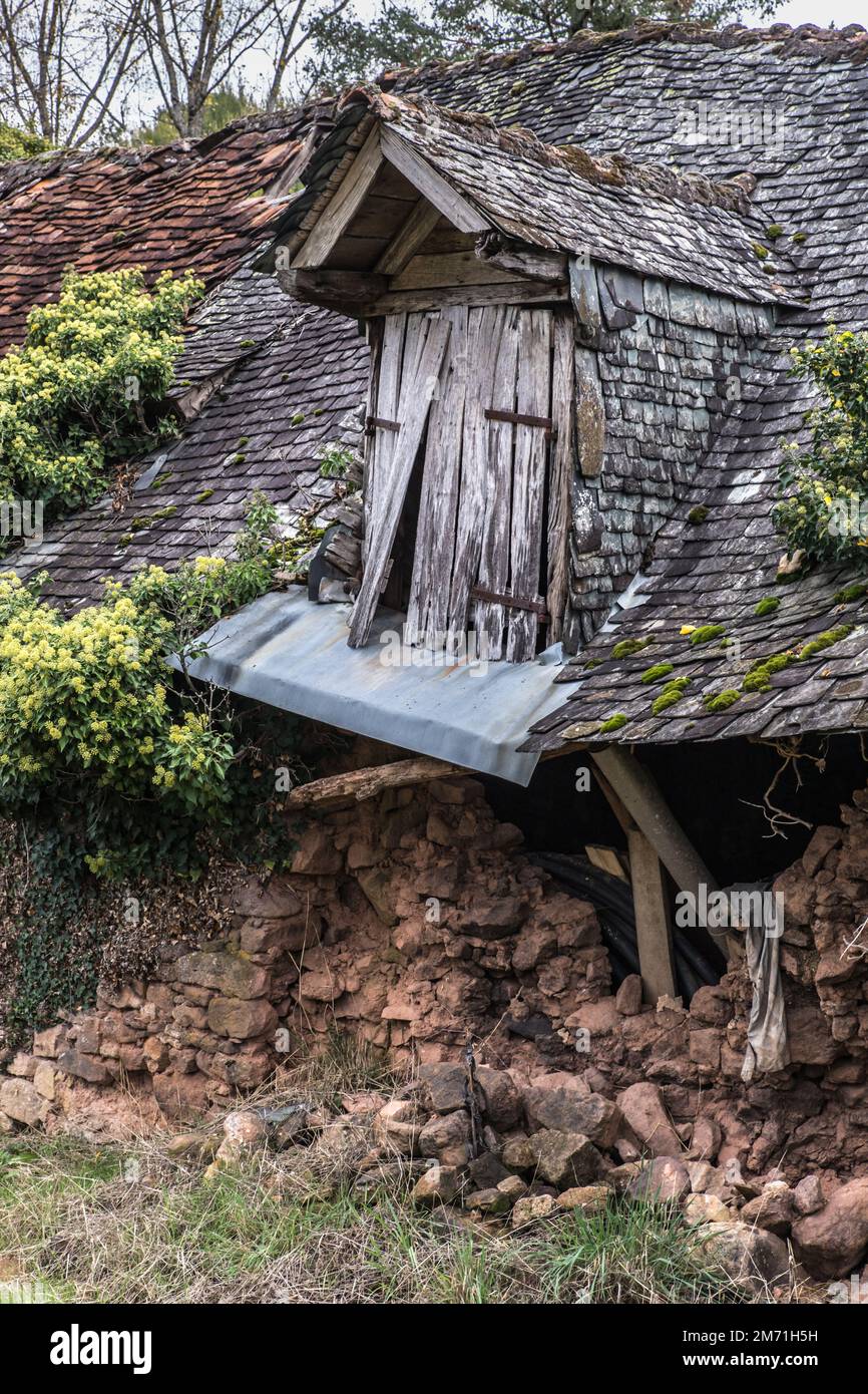 Batiment en ruine hi-res stock photography and images - Alamy