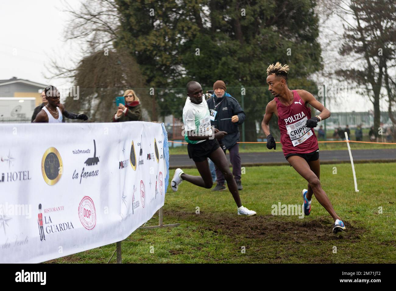 Yeman crippa hi-res stock photography and images - Alamy