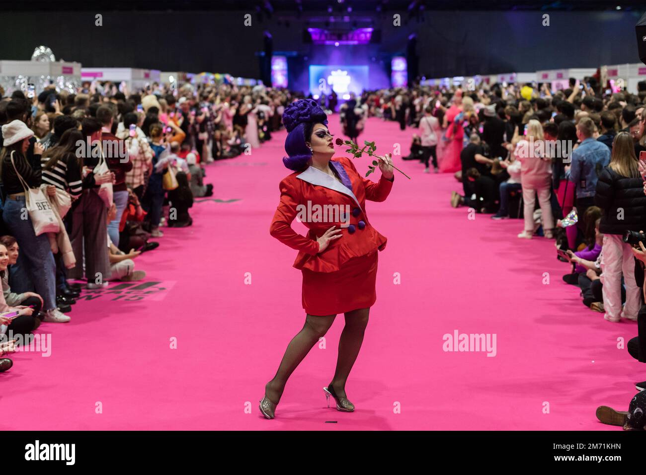 Drag queen lawrence chaney hi-res stock photography and images - Alamy