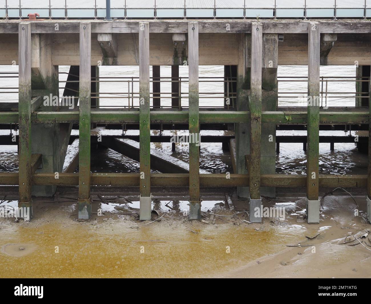 Battersea power station pier hi-res stock photography and images - Alamy