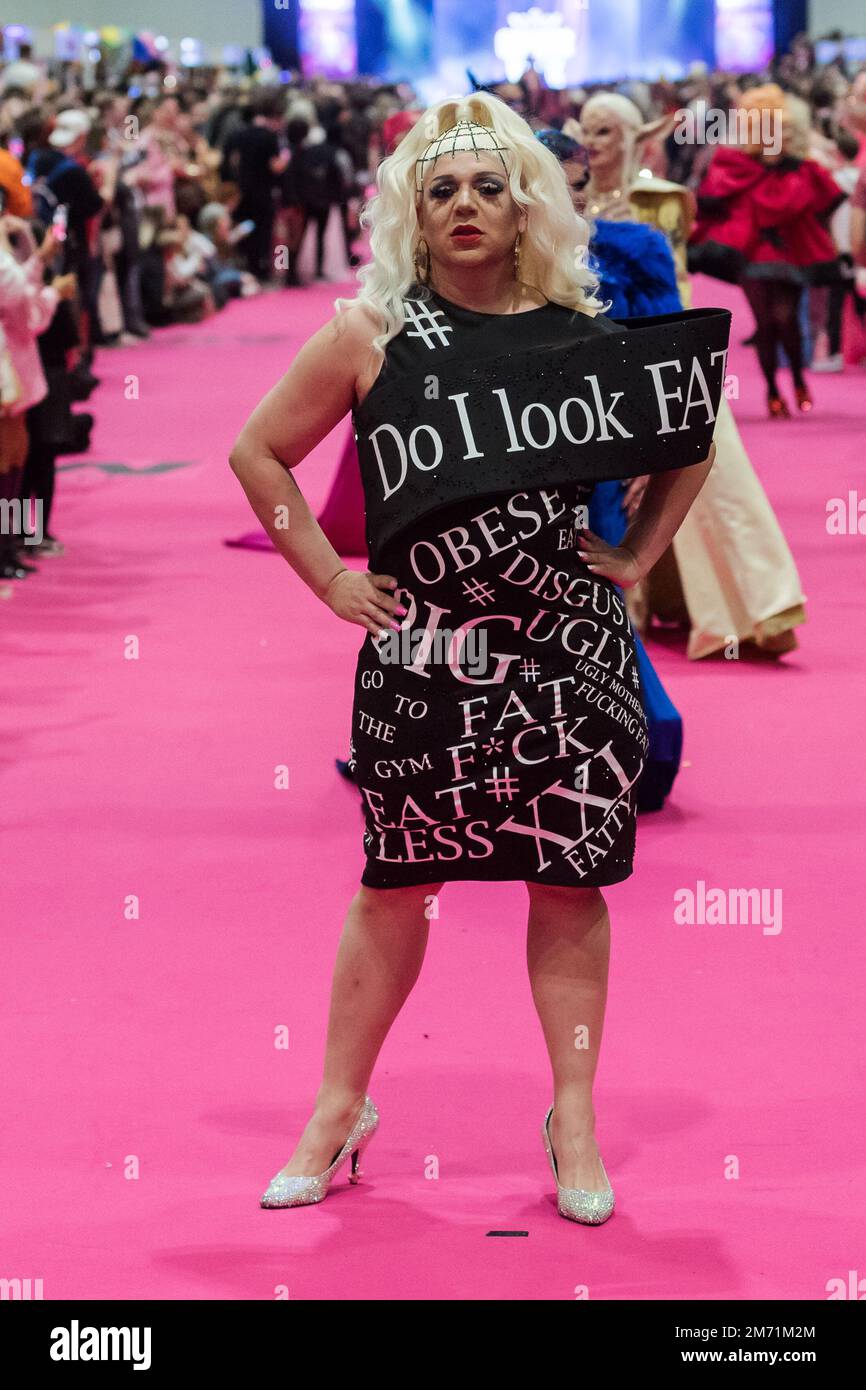 Drag queen tabitha hi-res stock photography and images - Alamy