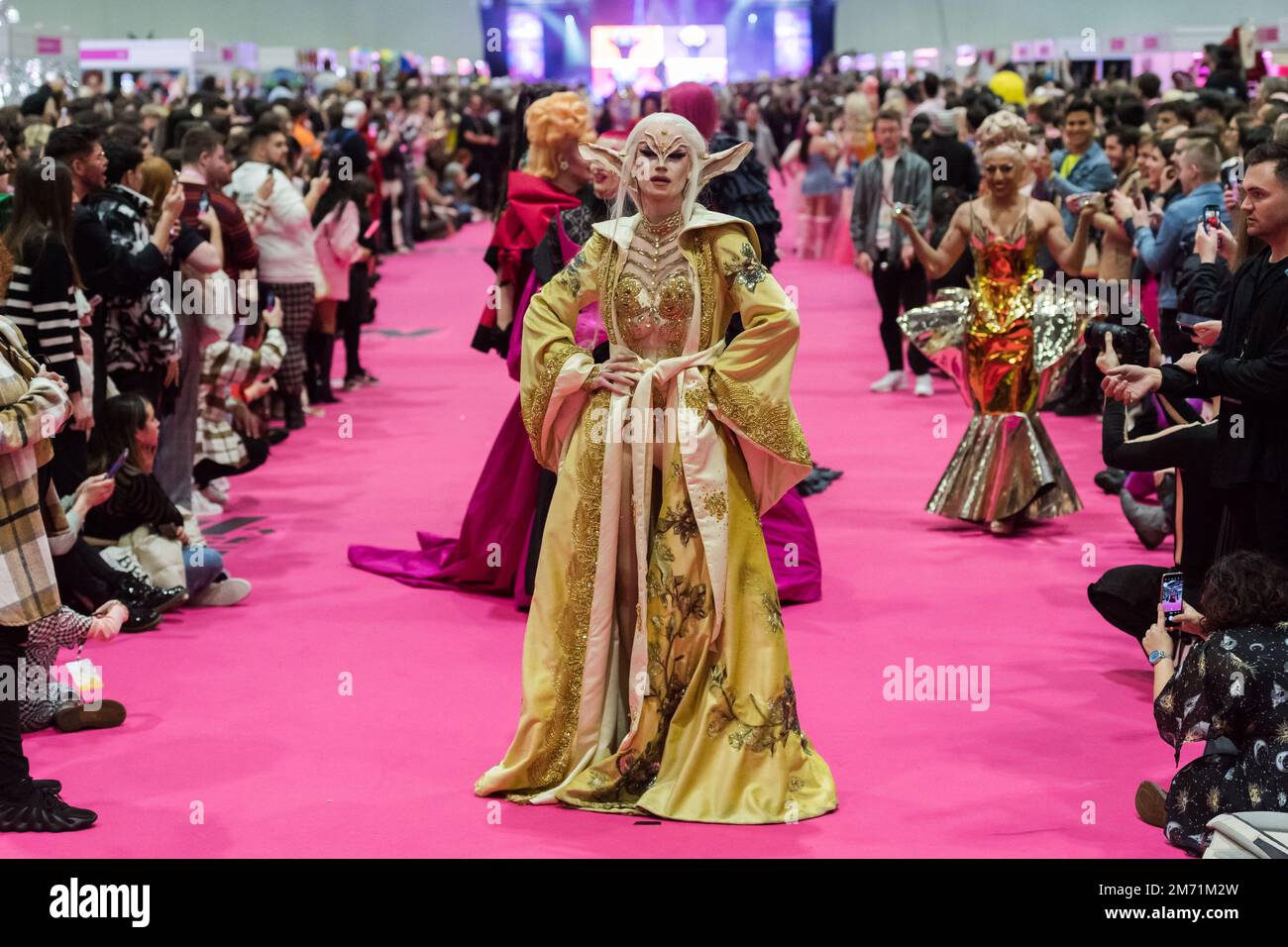 Drag queen chelseaboy hi-res stock photography and images - Alamy