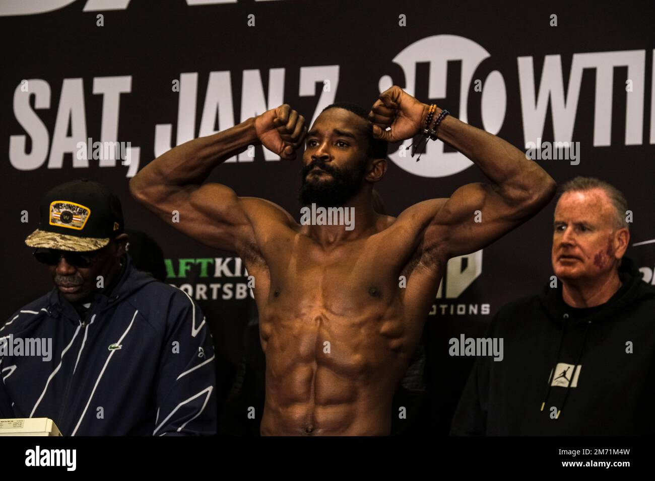 Demetrius andrade hi-res stock photography and images - Alamy