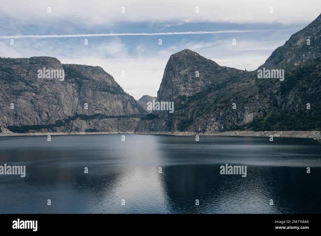 Hetch hetchy yosemite hiking hi-res stock photography and images - Alamy