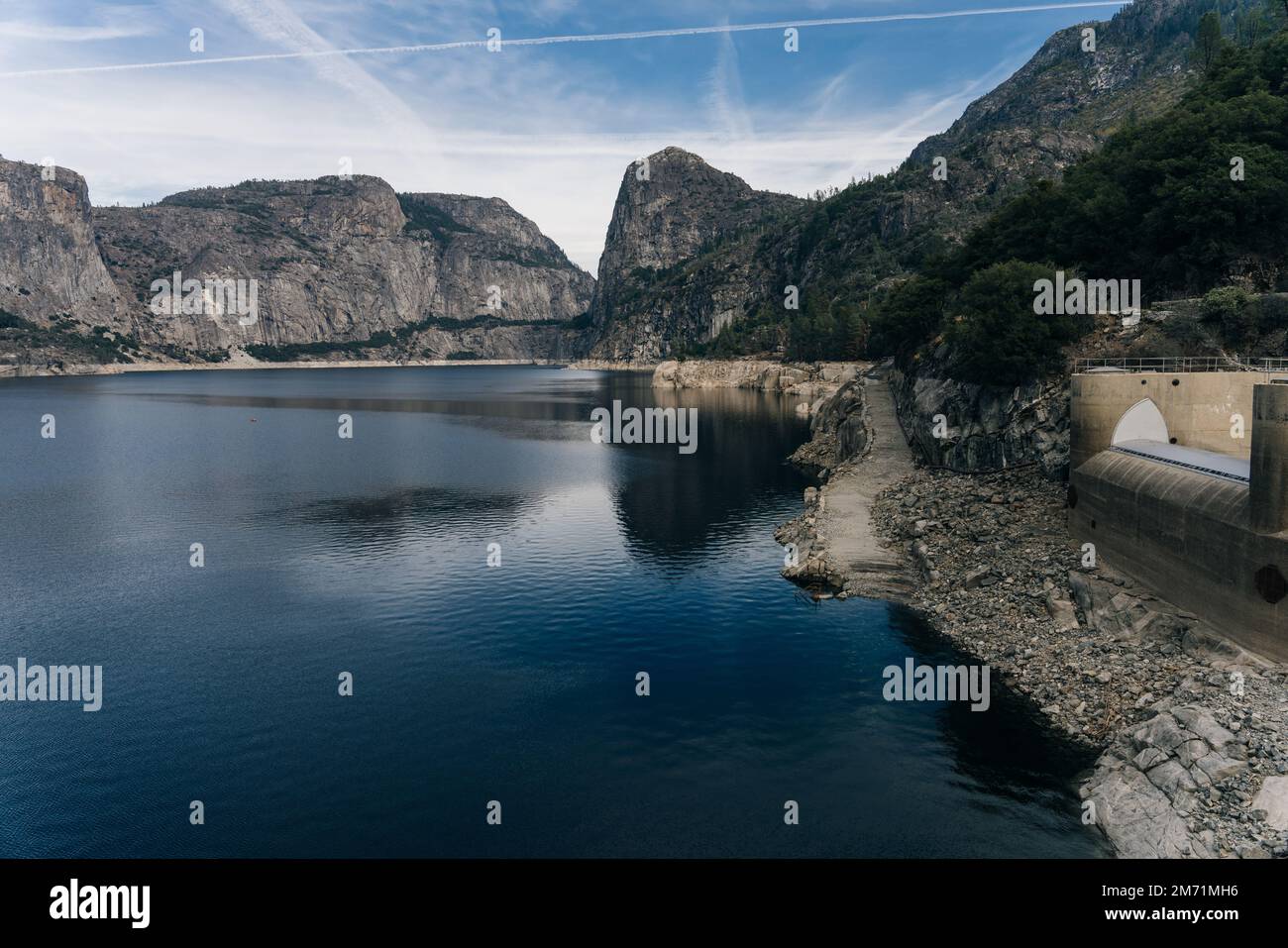 Hetch hetchy yosemite hiking hi-res stock photography and images - Alamy