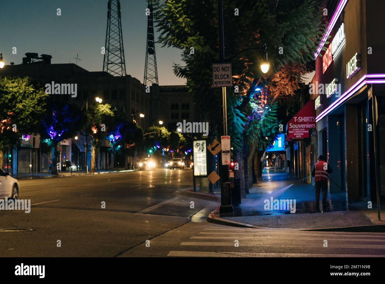 LOS ANGELES - dec 2022 Tourists flock to nightlife businesses on ...