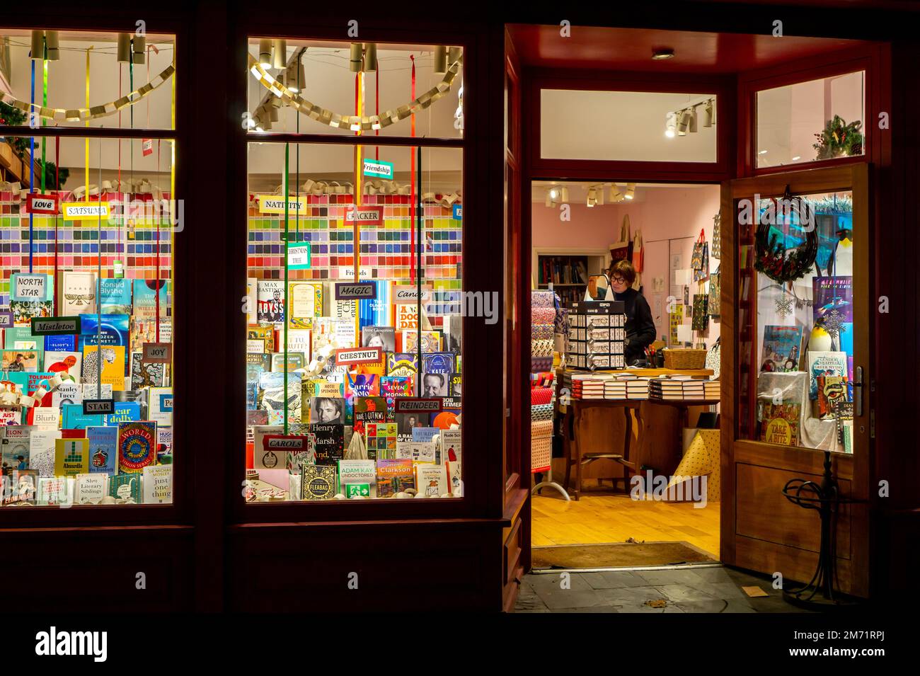 Book shop interior light hi-res stock photography and images - Alamy