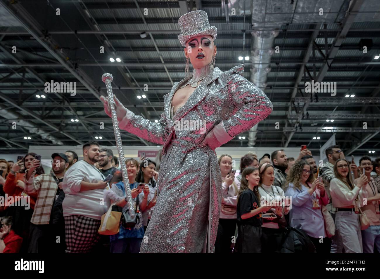 London, UK. 6th January 2023. Drag Queen personalities at DragCon UK ...