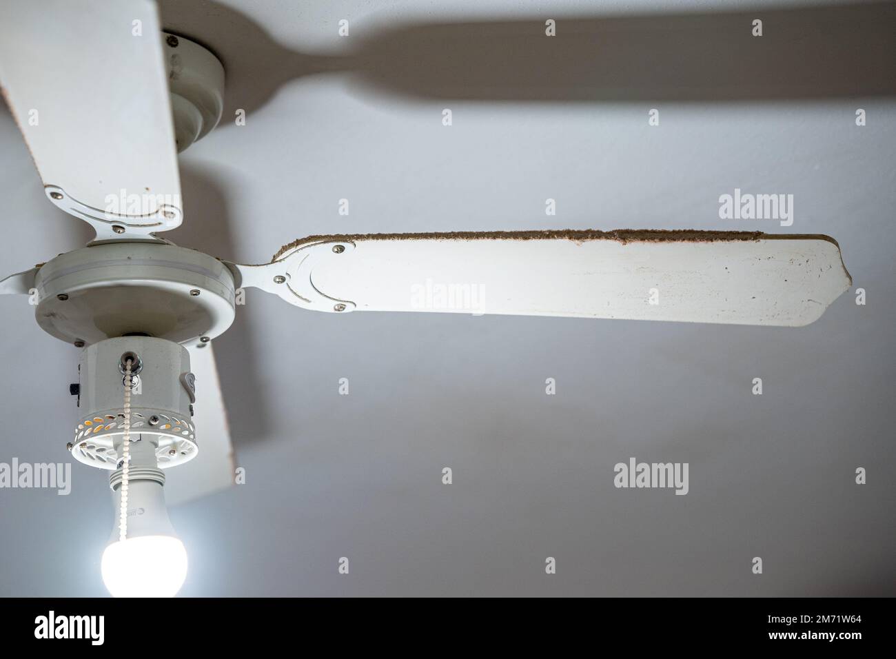 Dust on ceiling fan hi-res stock photography and images - Alamy