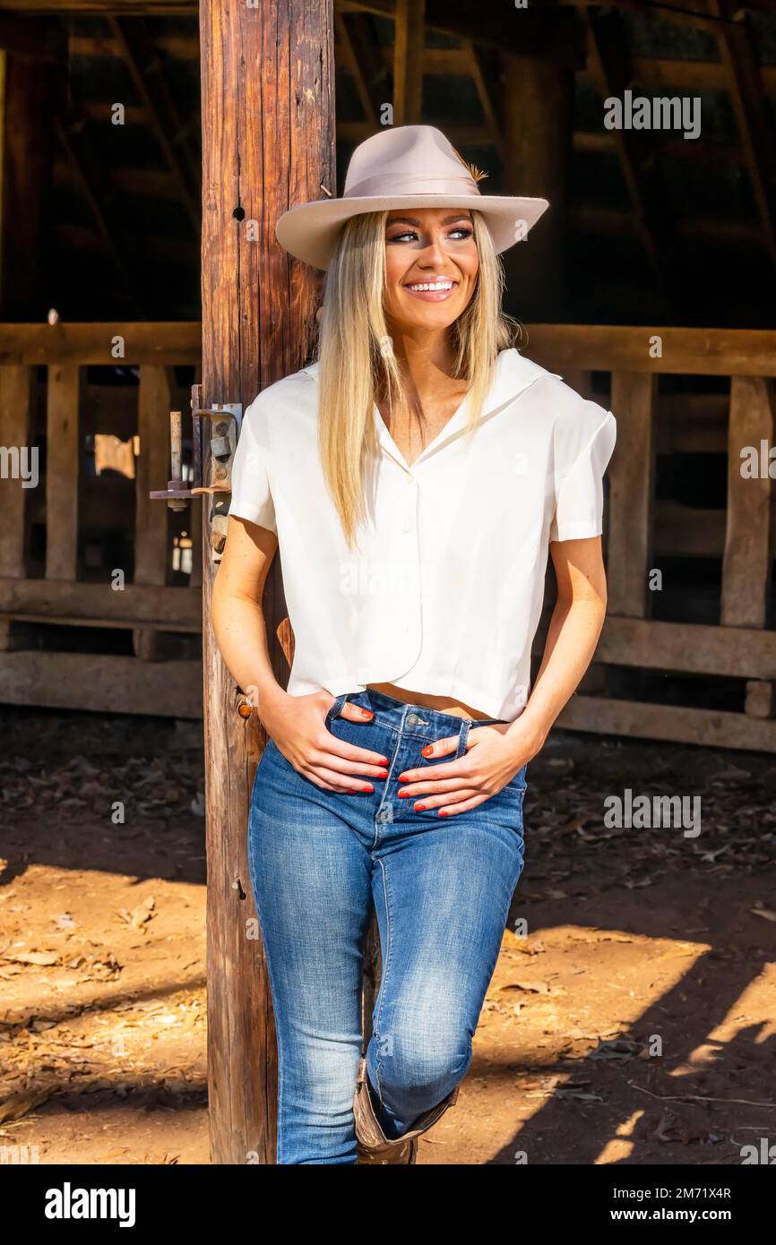 Davidson, NC, USA. 6th Jan, 2023. A gorgeous blonde cowgirl model poses ...