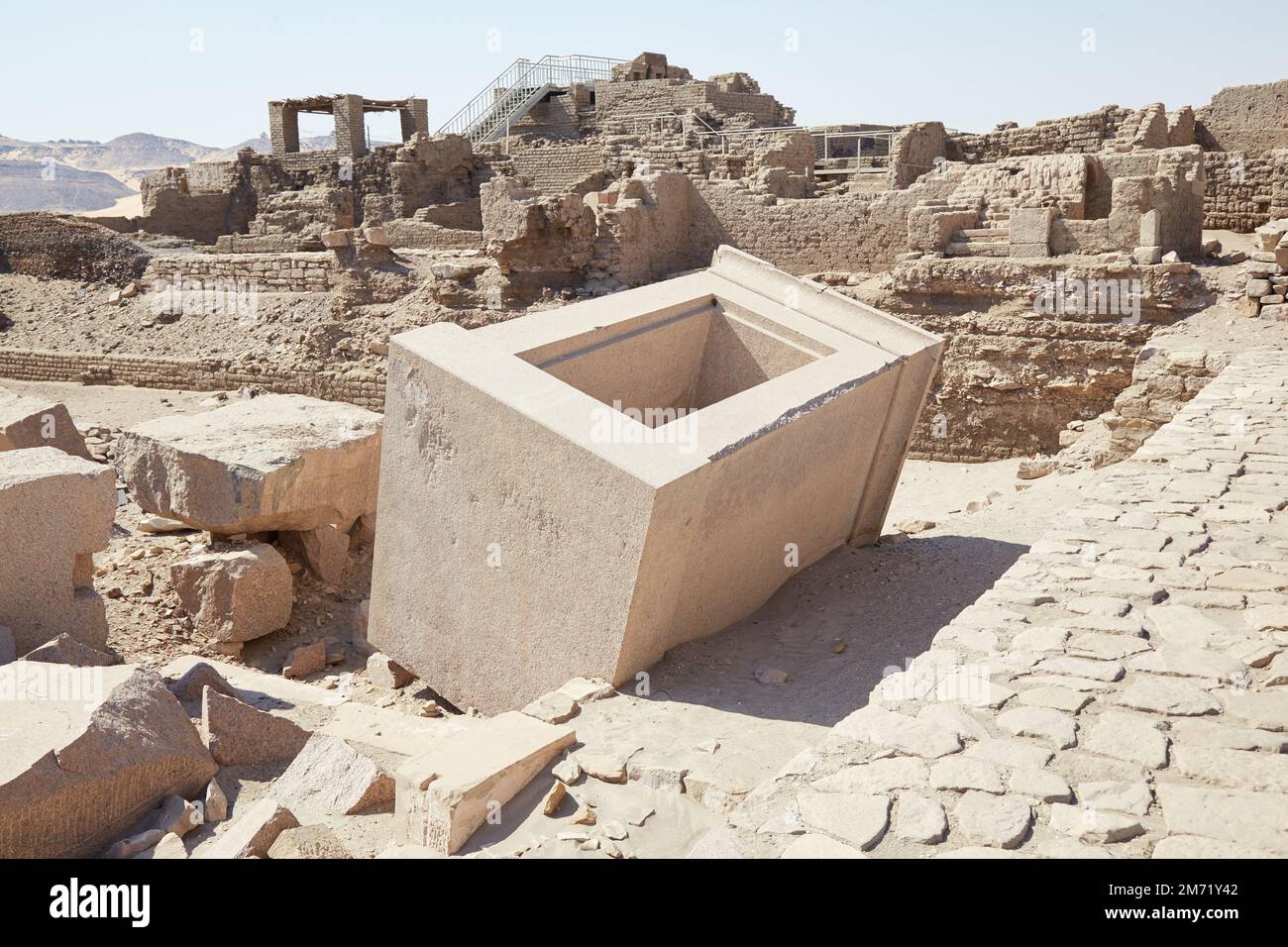 Ancient technology aswan hi-res stock photography and images - Alamy