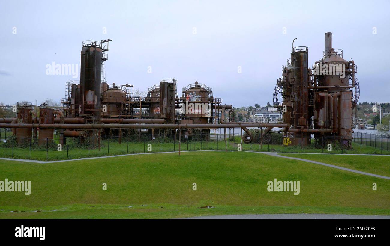 Famous landmark in Seattle - The Gasworks Park - SEATTLE, USA - APRIL ...