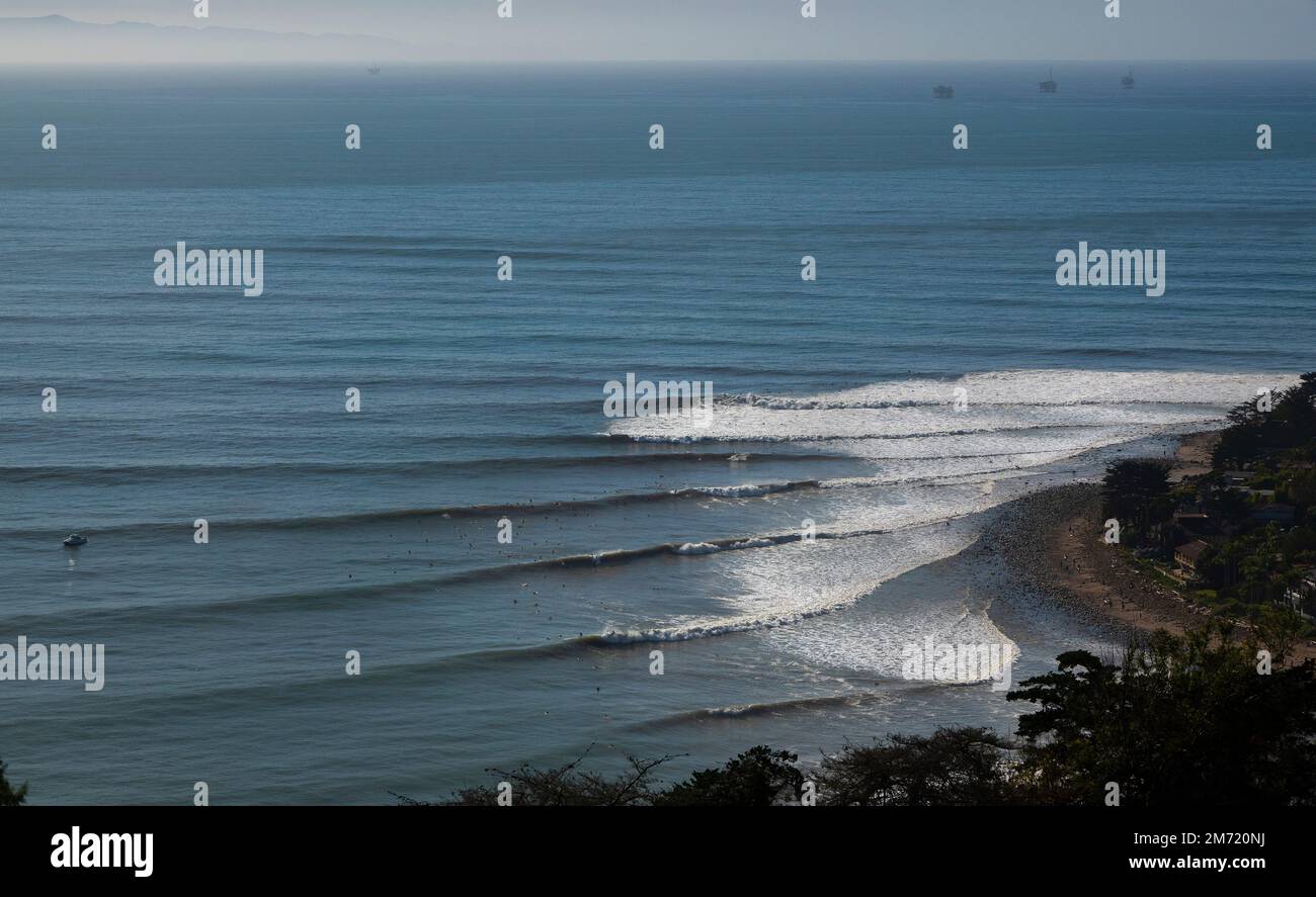 Carpinteria, California, USA. 6th Jan, 2023. Waves break at Rincon ...