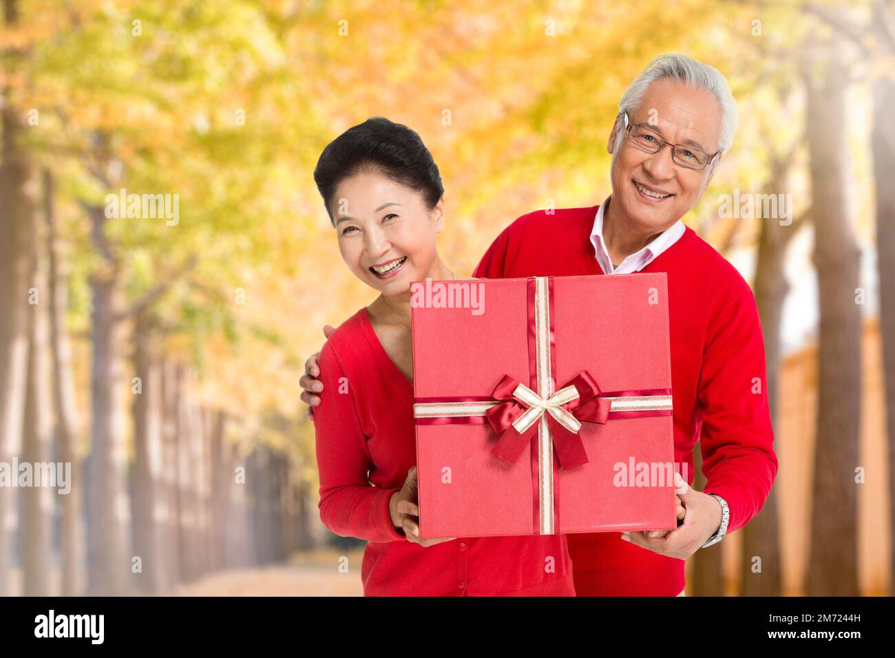 The old man happy life Stock Photo - Alamy