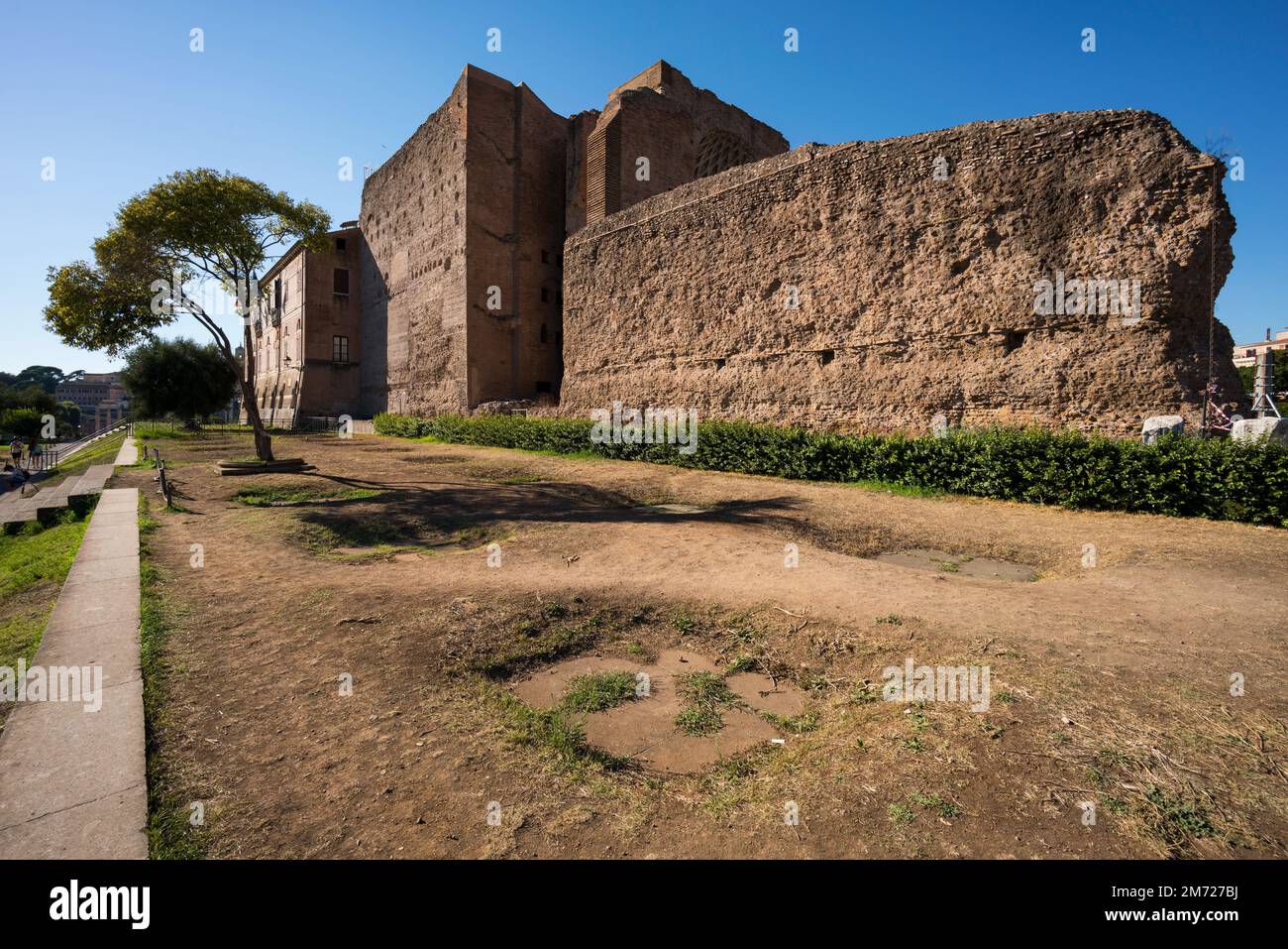 The Roman ruins in Italy Stock Photo - Alamy