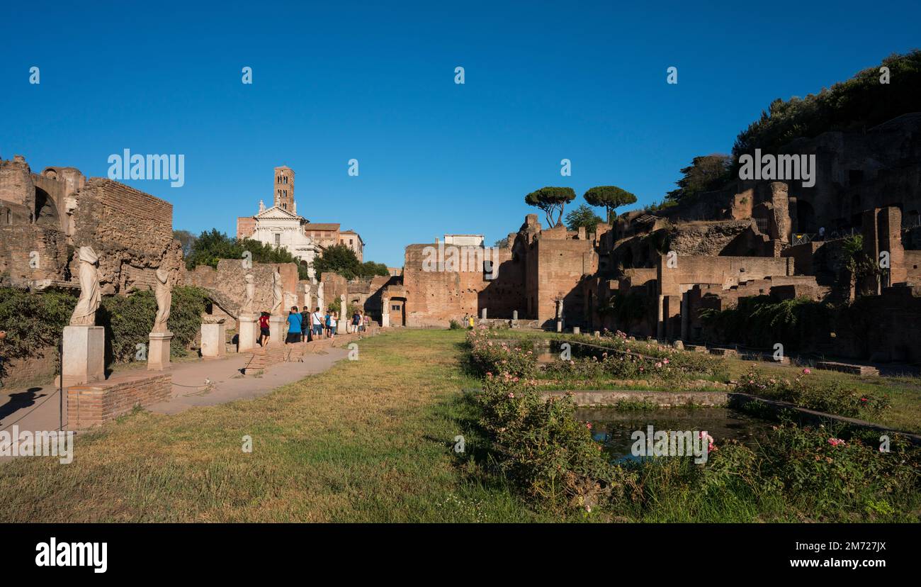The Roman ruins in Italy Stock Photo - Alamy