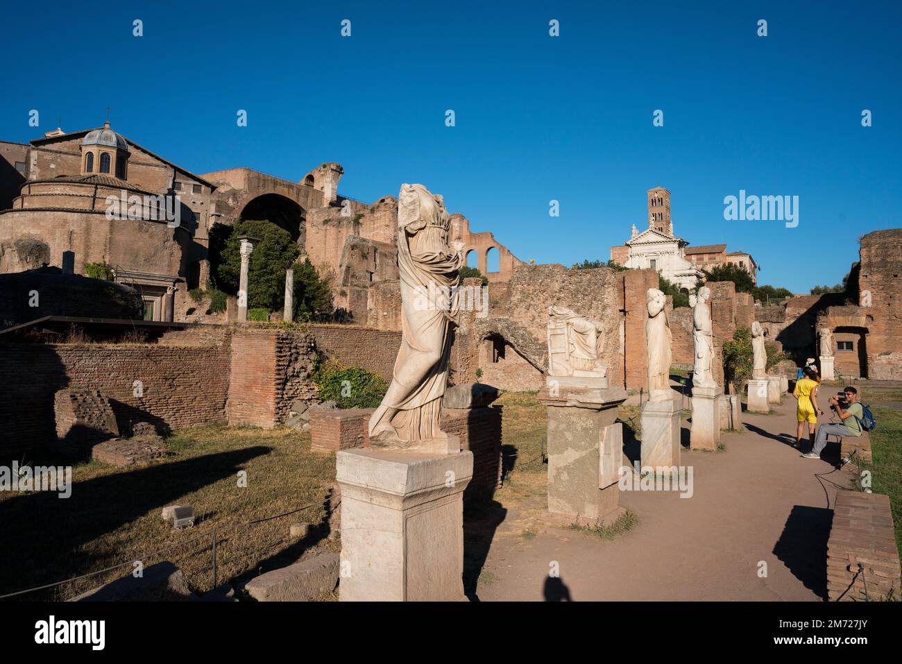 The Roman ruins in Italy Stock Photo - Alamy