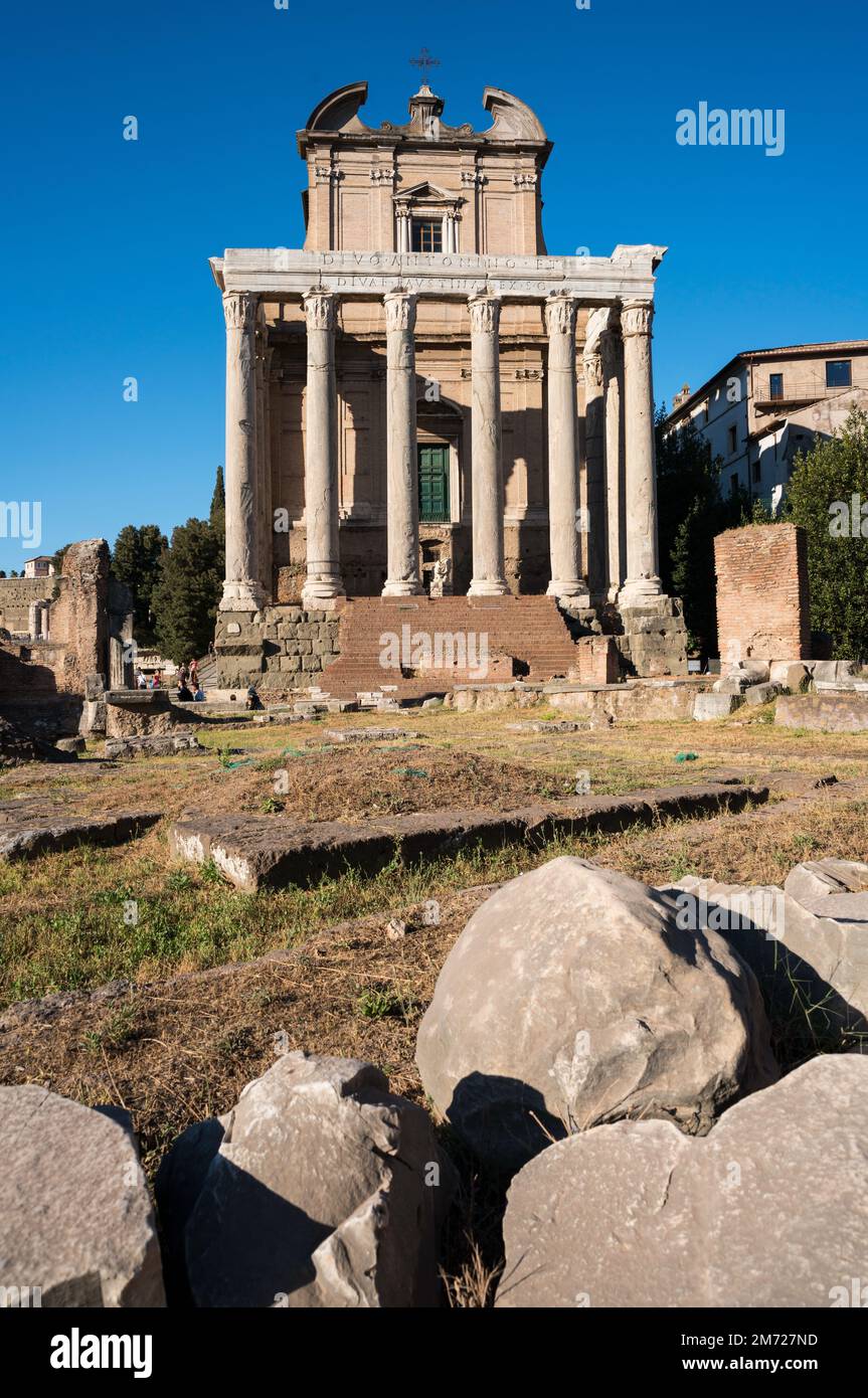 The Roman ruins in Italy Stock Photo - Alamy