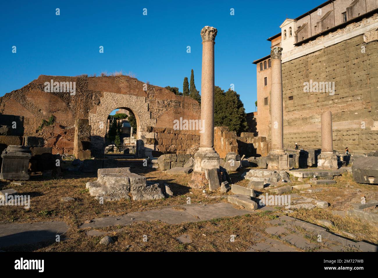 The Roman ruins in Italy Stock Photo - Alamy