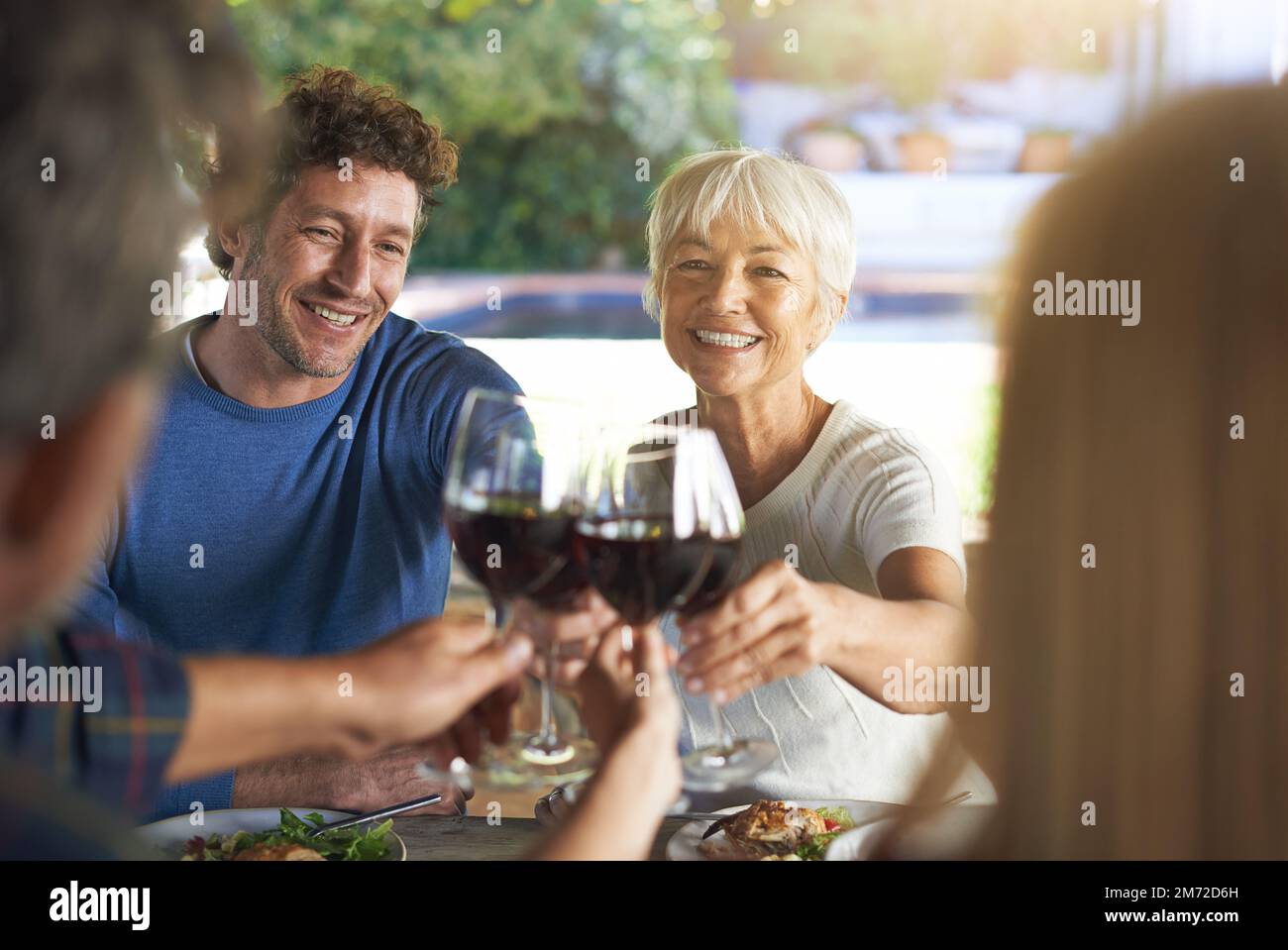 Father son cheers hi-res stock photography and images - Alamy