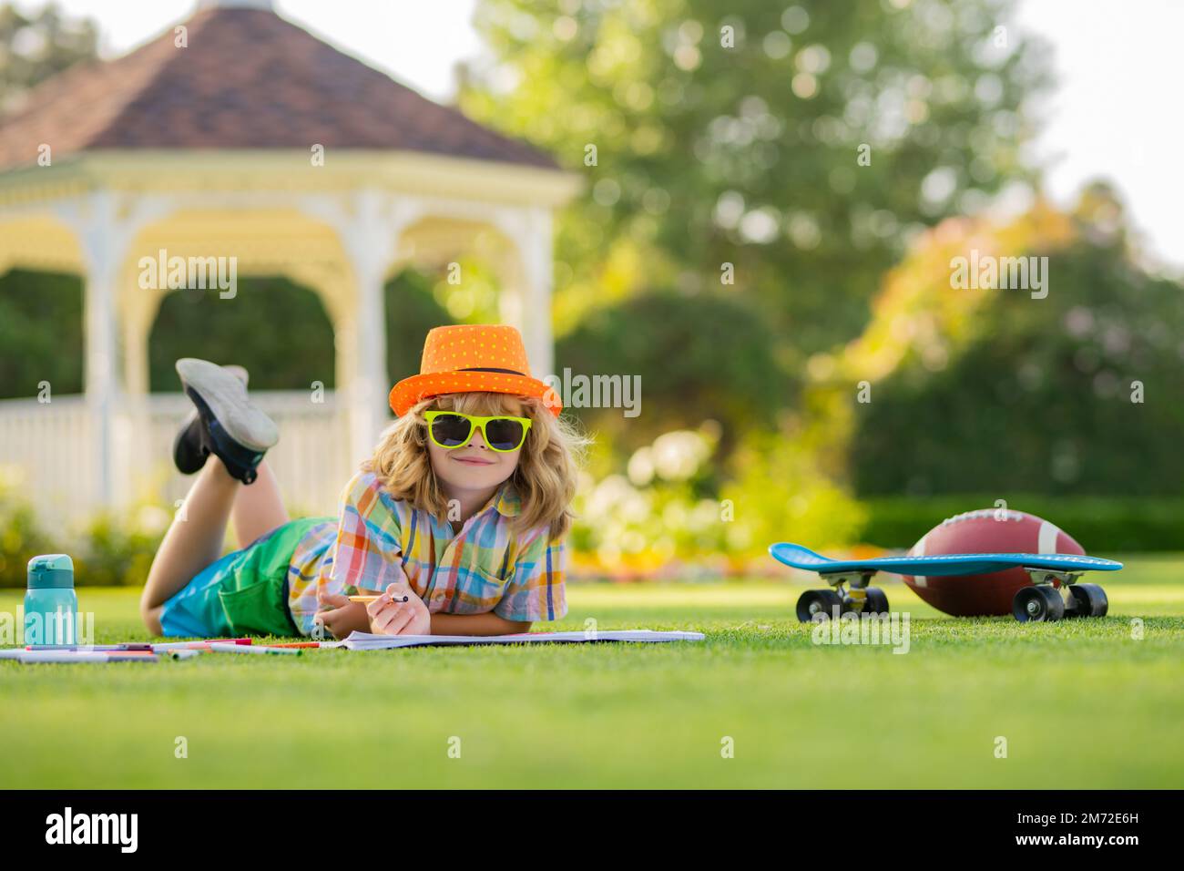 Talented boy draws hi-res stock photography and images - Alamy