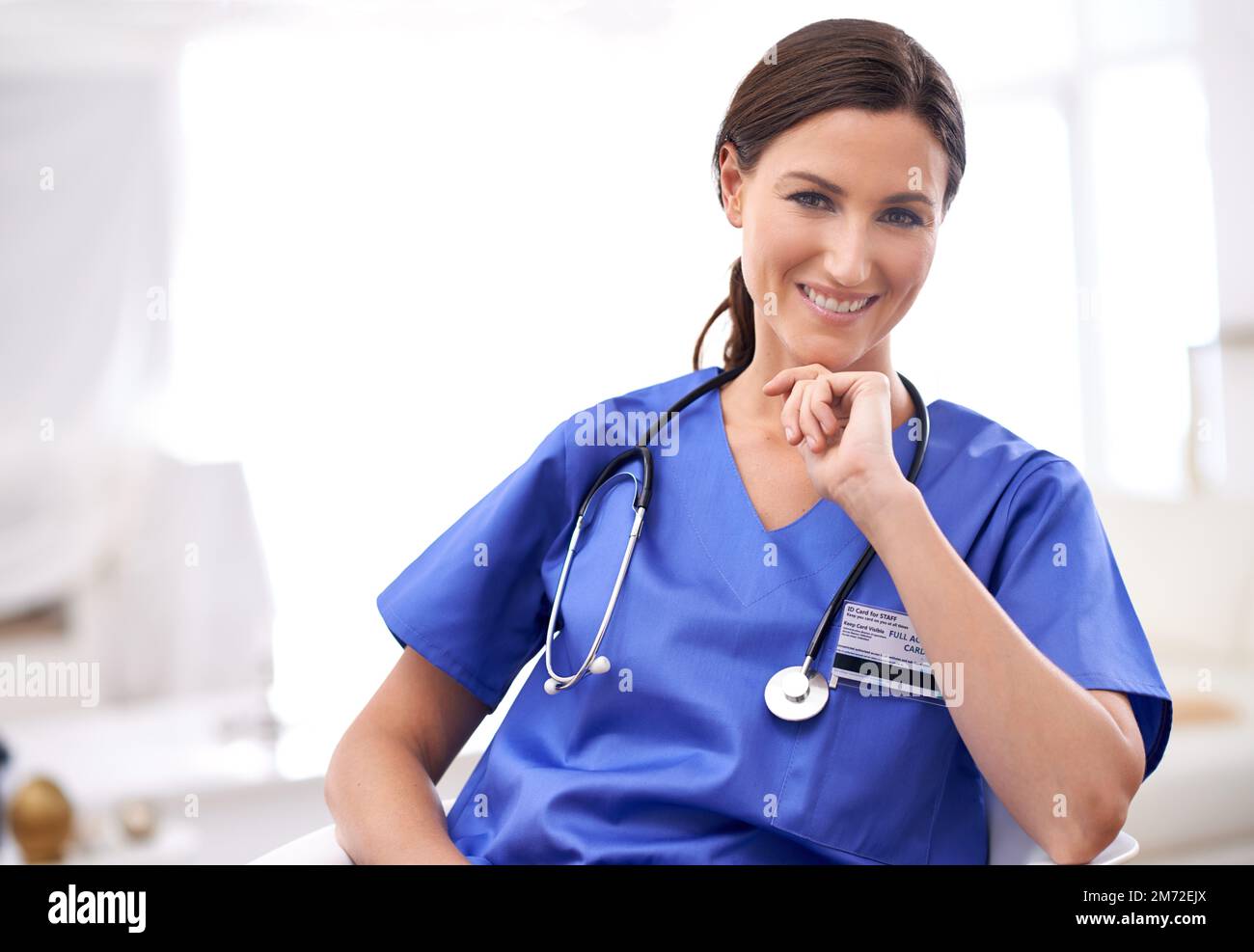 Nurse smiling next medical hi-res stock photography and images - Alamy