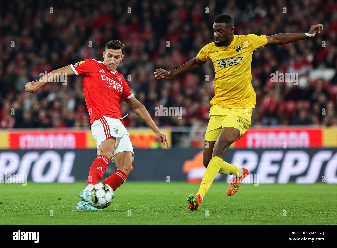 Petar Musa of SL Benfica (L) with Mohamed Diaby of Portimonense SC (R ...