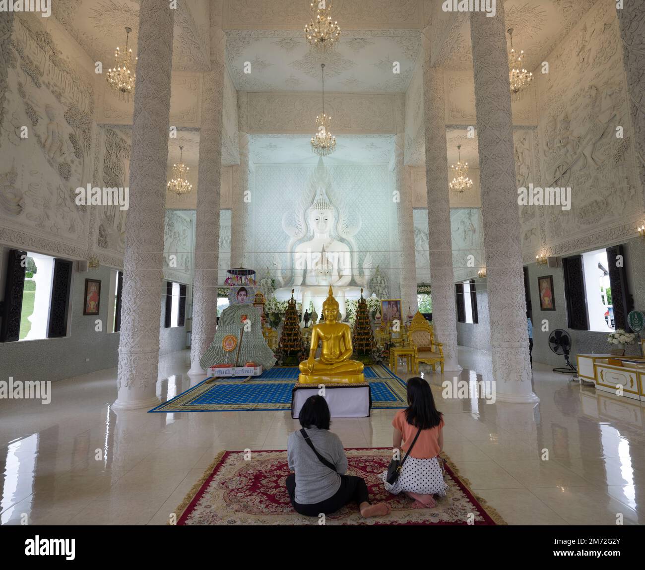 Chiang Rai, Thailand. November 17, 2022.People praying inside Wat Huay ...