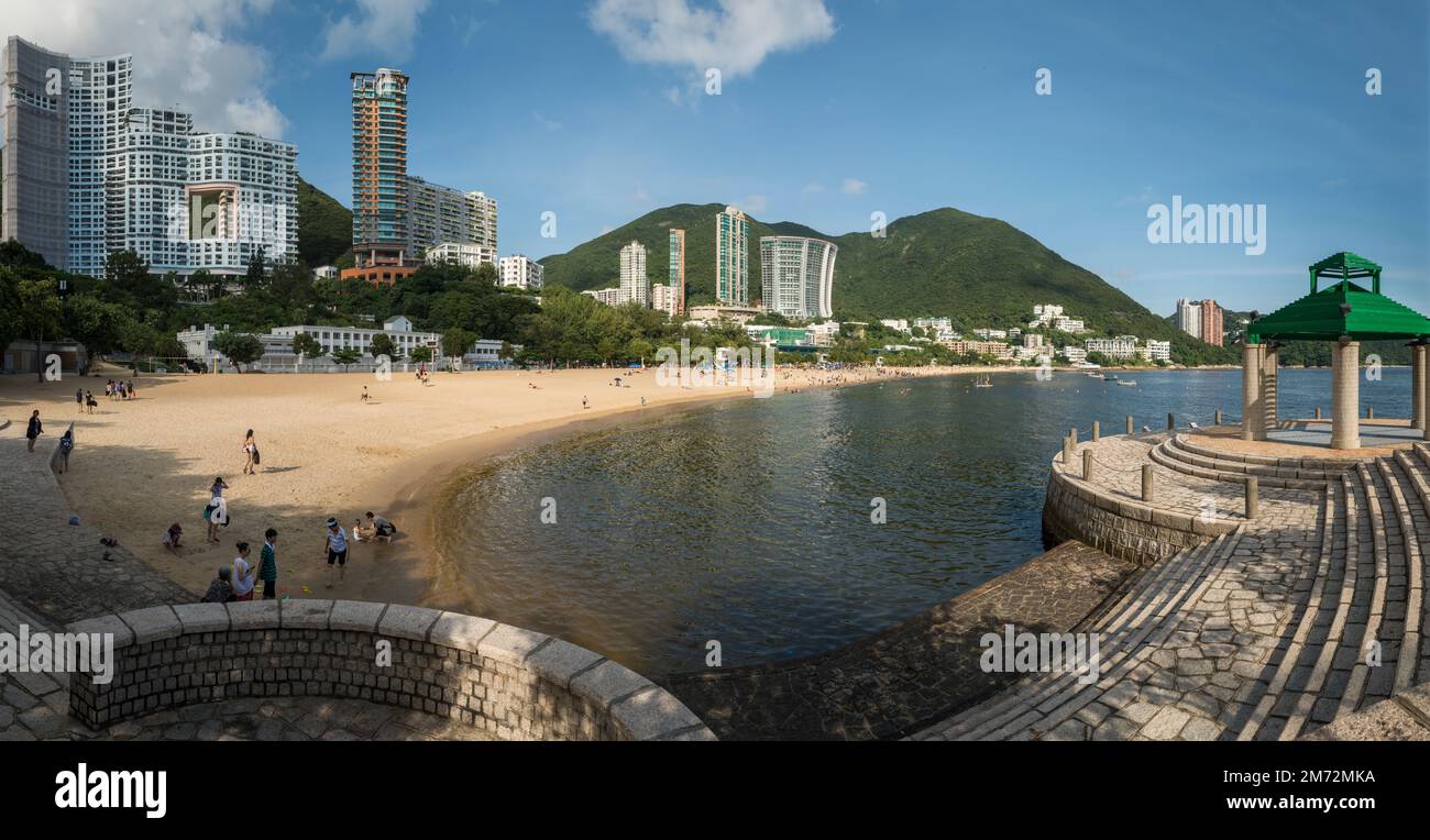 Panorama of Repulse Bay Beach and its high-rise blocks of luxury ...